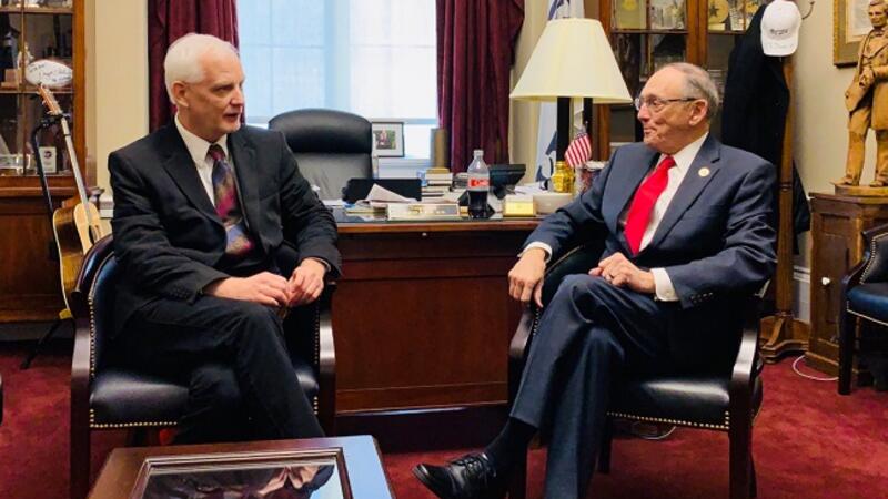 Rep. Phil Roe Welcomed Radical Right-Wing Conspiracy Theorist Chris ...